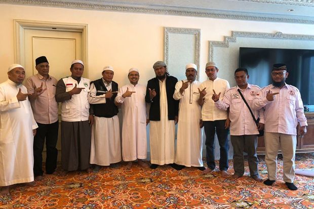Disambangi Relawan Prabowo-Sandi, Habib Rizieq Ajak Berdoa dan Ikhlas
