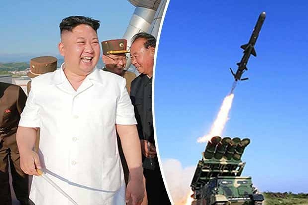 Kim Jong-un Tertawa Nonton Rudal untuk Hancurkan Kapal Perang AS