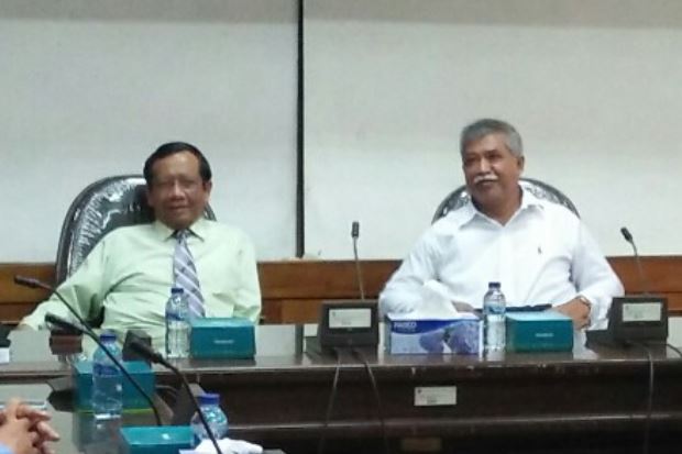 Ini Penjelasan Menko Polhukam Mahfud MD Datang ke UII - SINDO Jateng